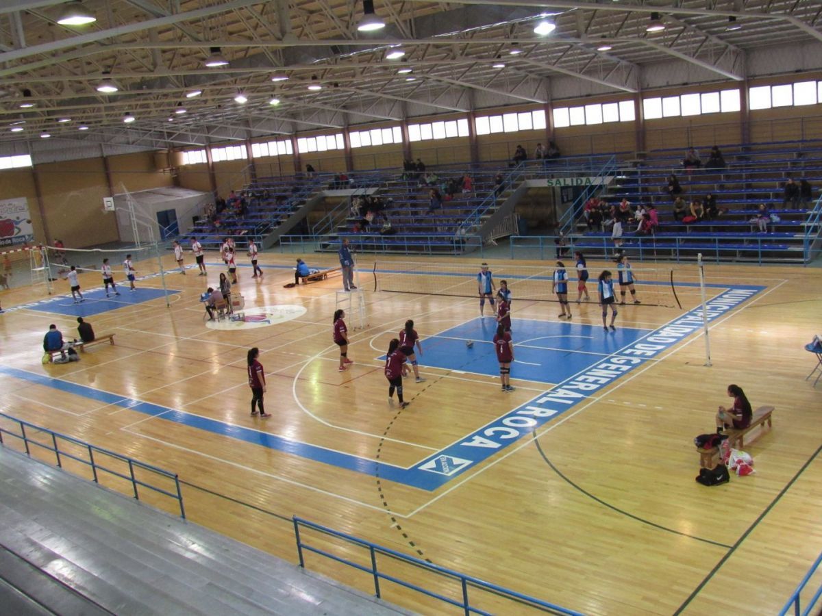 El voley, avanza a puro saque, remate y bloqueo | ANR :: Agencia de ...